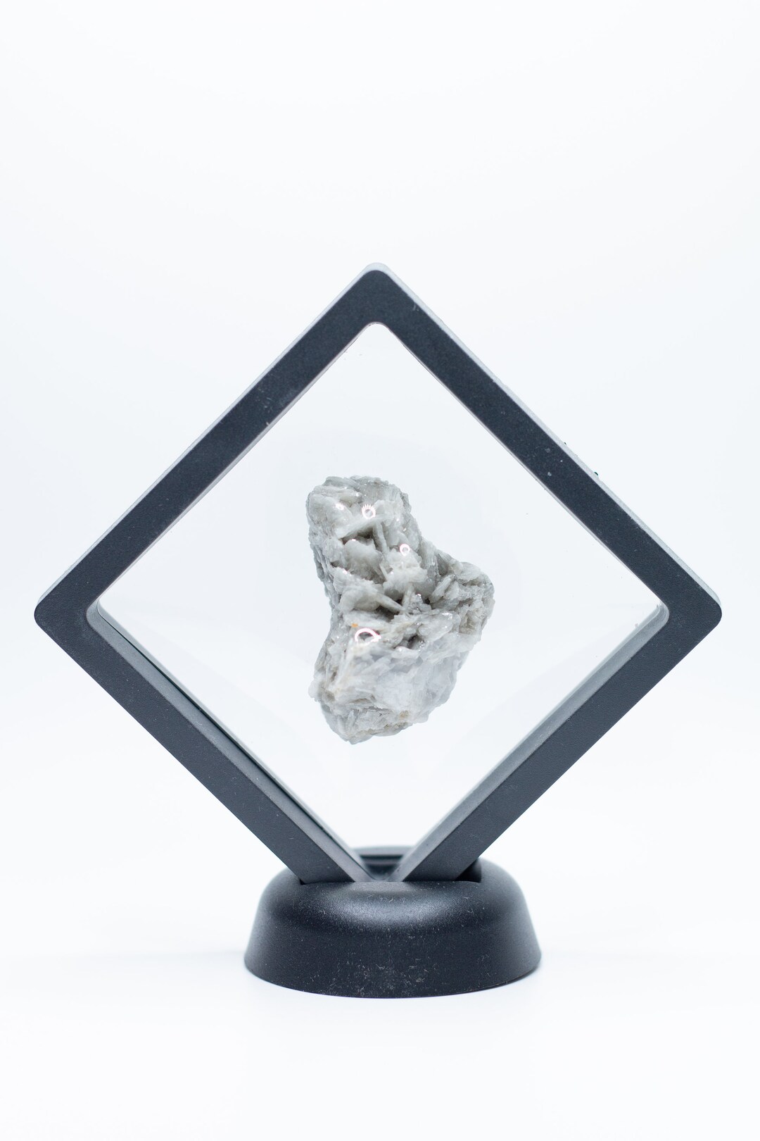 Floating California Barite Display fluorescent and Phosphorescent - Etsy