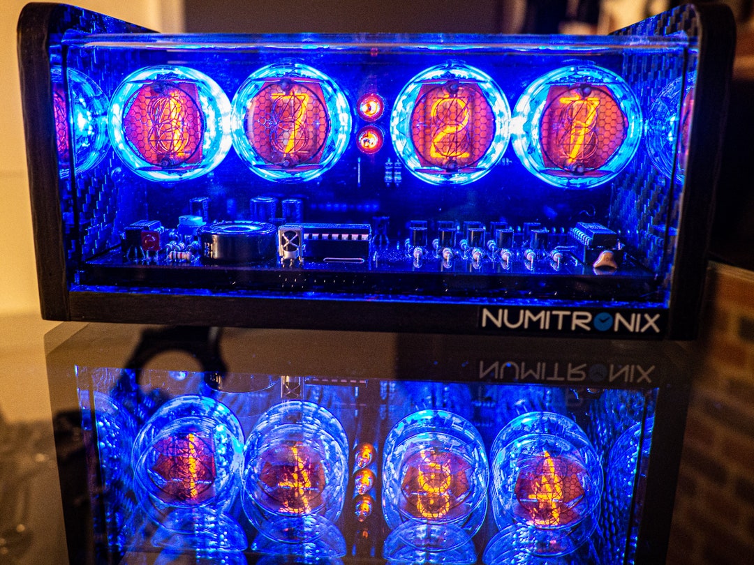 4xz560m NIXIE TUBES CLOCK With Blue Led Backlight, Alarm, Remote ...