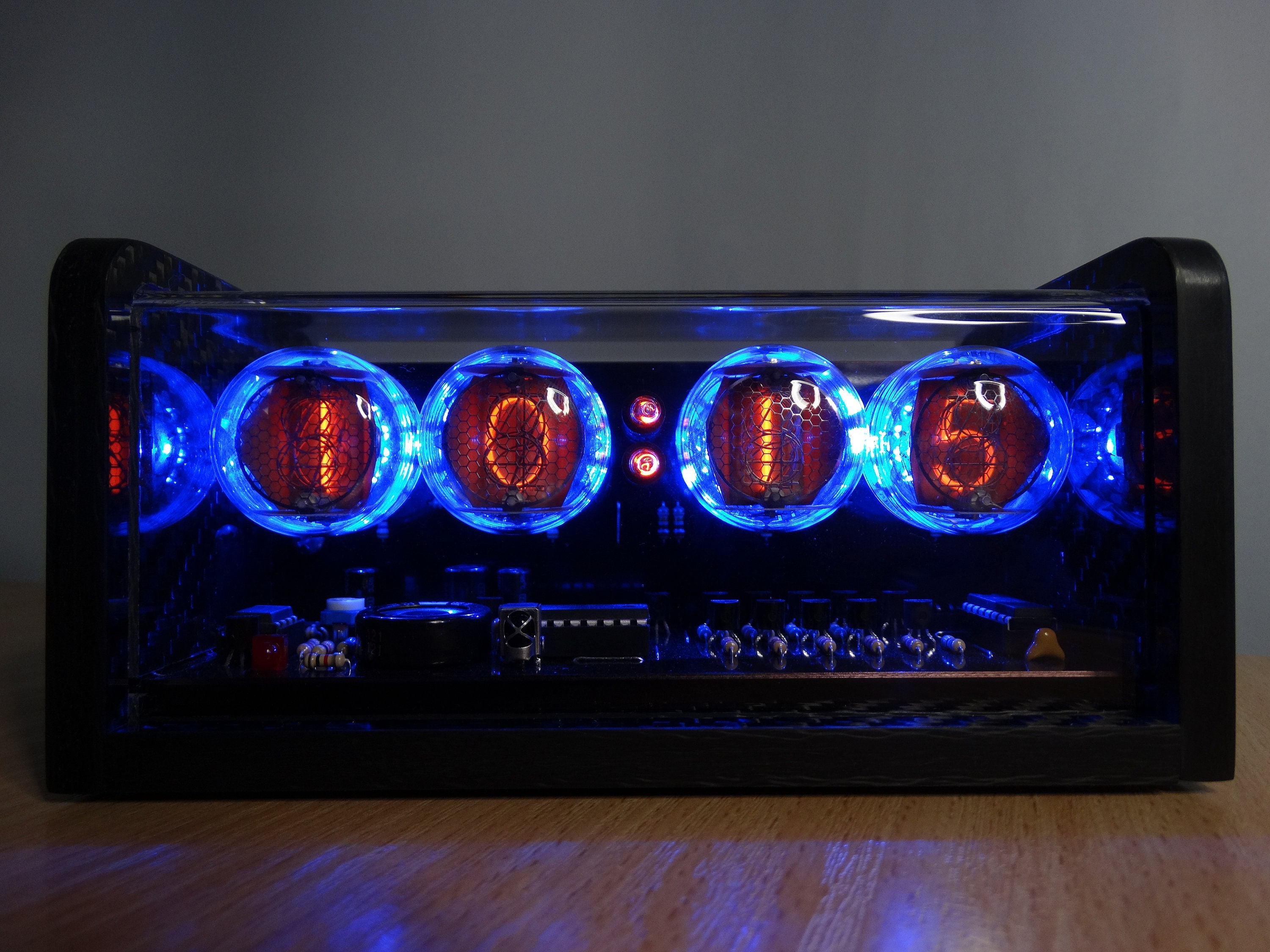 4xz560m NIXIE TUBES CLOCK With Blue Led Backlight, Alarm, Remote ...