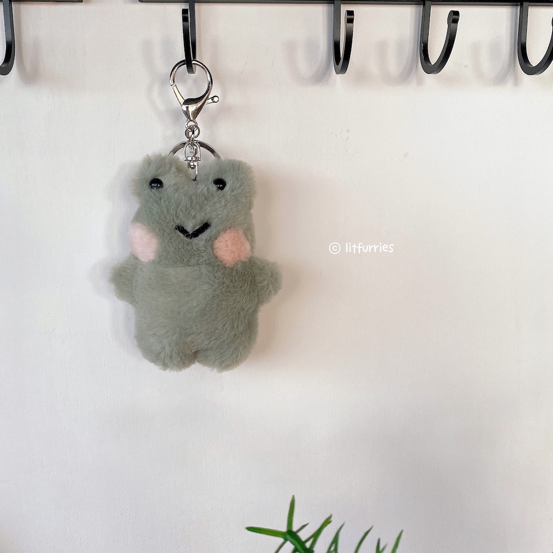 HAPPY FROG Keychain | Plush Keychain | Handmade Keychain | Gift for Her ...