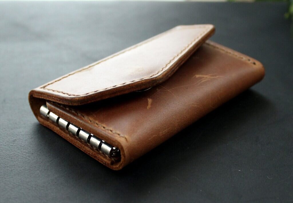 Real Leather Key Case Convenient 6 Hooks Carbines Holder Classic Style ...