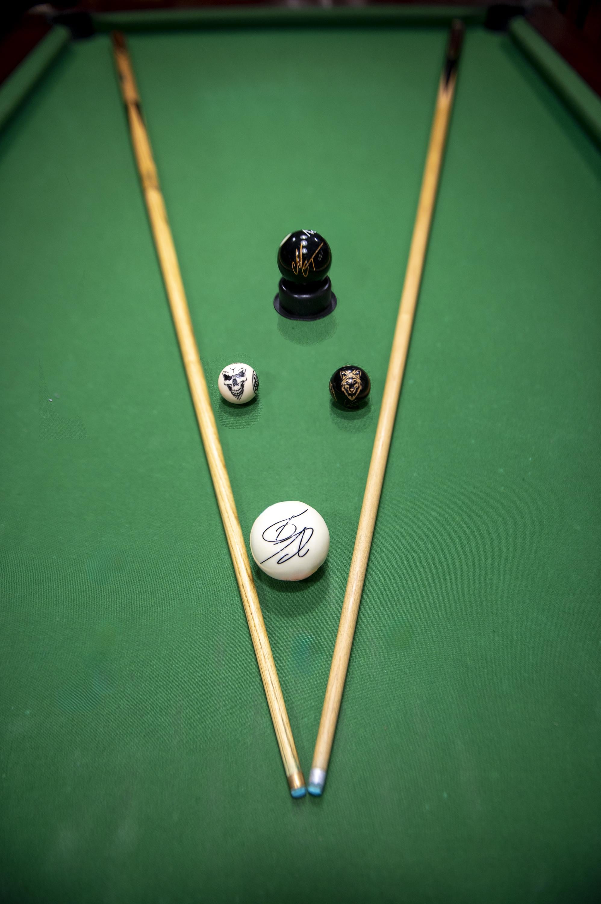 Custom Snooker/pool Ball: Bespoke Name, Message, or Logo - Etsy