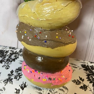 Small Donut Vase choose Your Donuts - Etsy