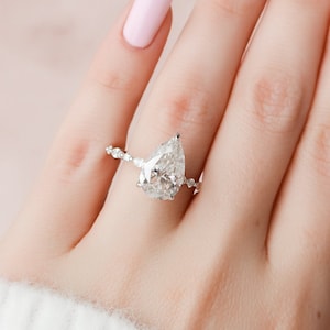 TEAR DROP RING Rose Gold Pear Ring Teardrop Moissanite - Etsy