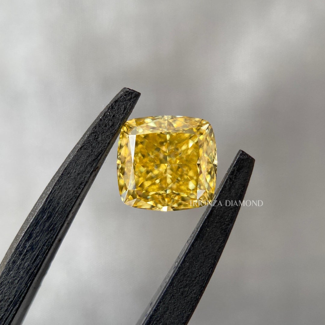 Square Cushion Cut Vivid Yellow Lab Grown Diamond, 3.23 CT Cushion Cut ...