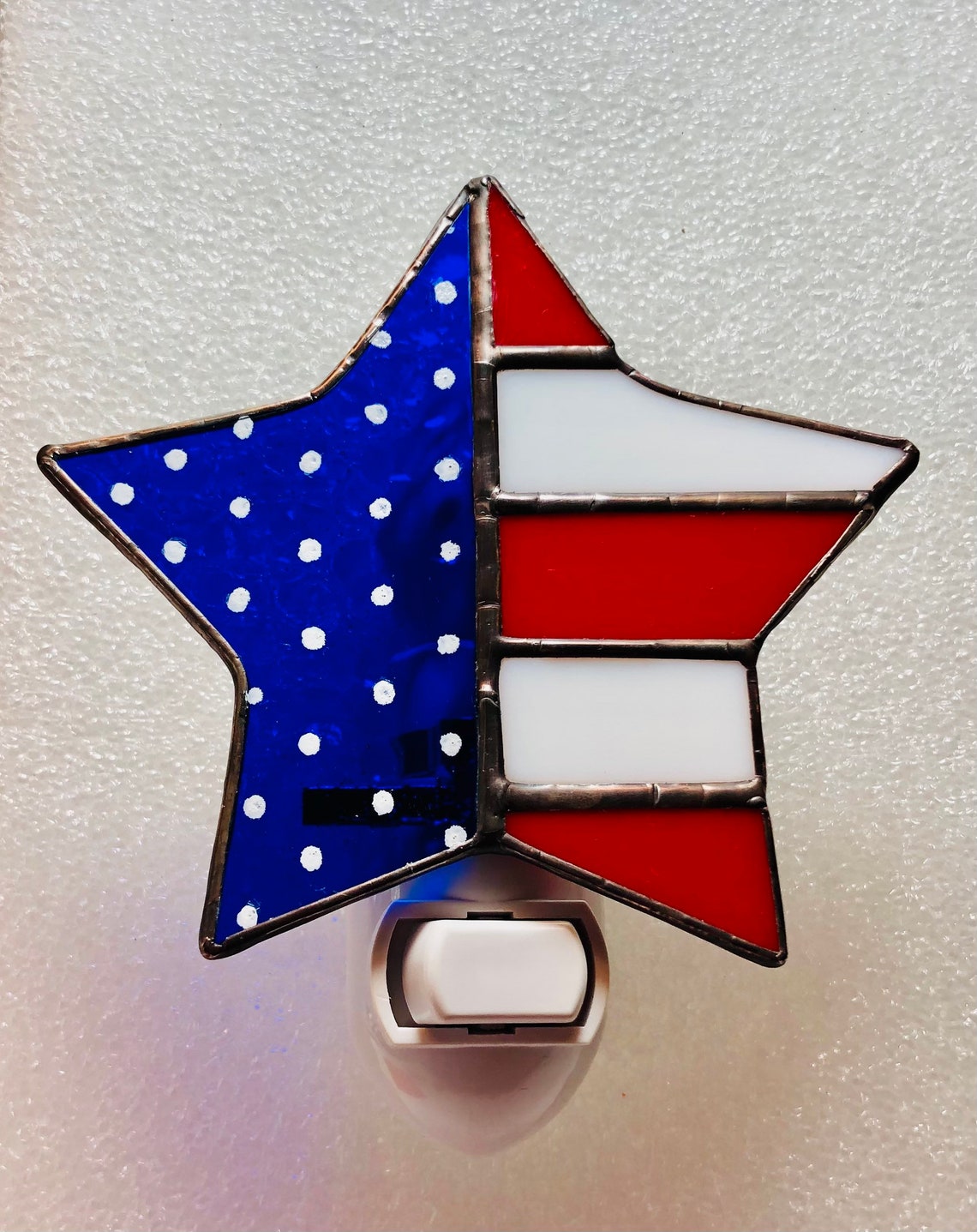 Stars and Stripes Stain Glass Night Light With Switch Control and Bulb ...