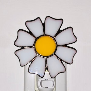 Daisy Stain Glass Night Light With Switch Control and Bulb - Etsy