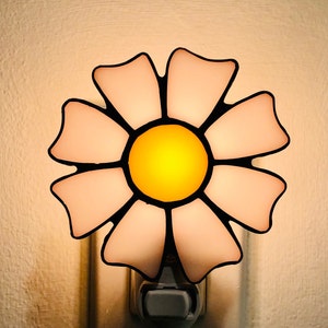 Daisy Stain Glass Night Light With Switch Control and Bulb - Etsy
