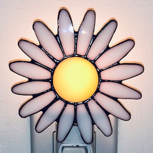 Daisy Stain Glass Night Light With Switch Control and Bulb - Etsy