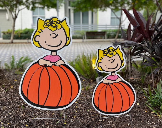 Sally Brown / Welcome Great Pumpkin Yard Sign / Peanuts Yard Sign ...