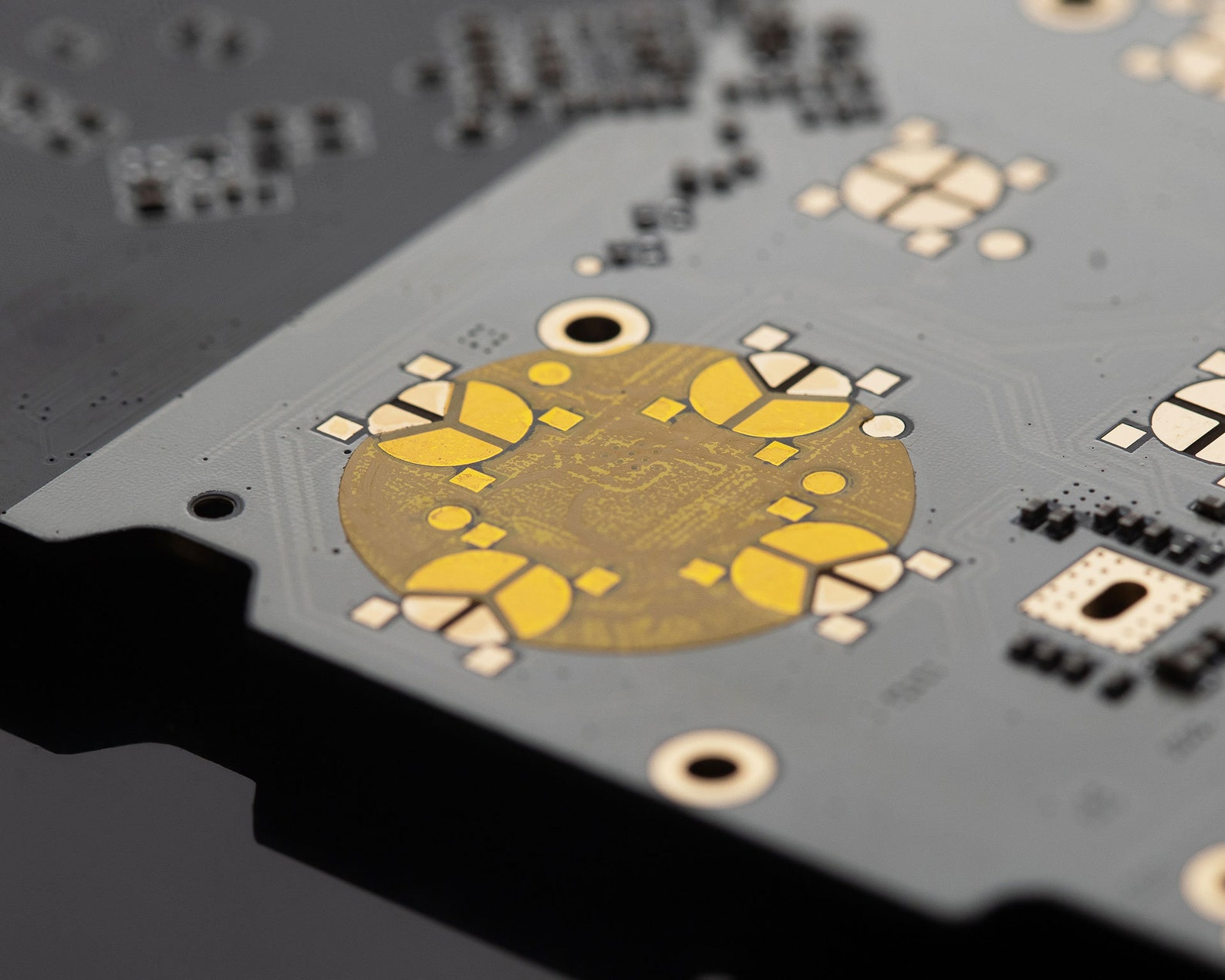 I know which one i will be choosing then thanks Russ : r/SBCGaming