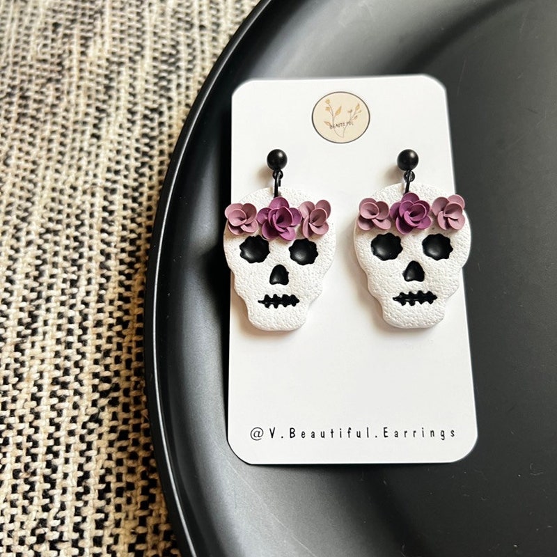 Clay Skull - Etsy