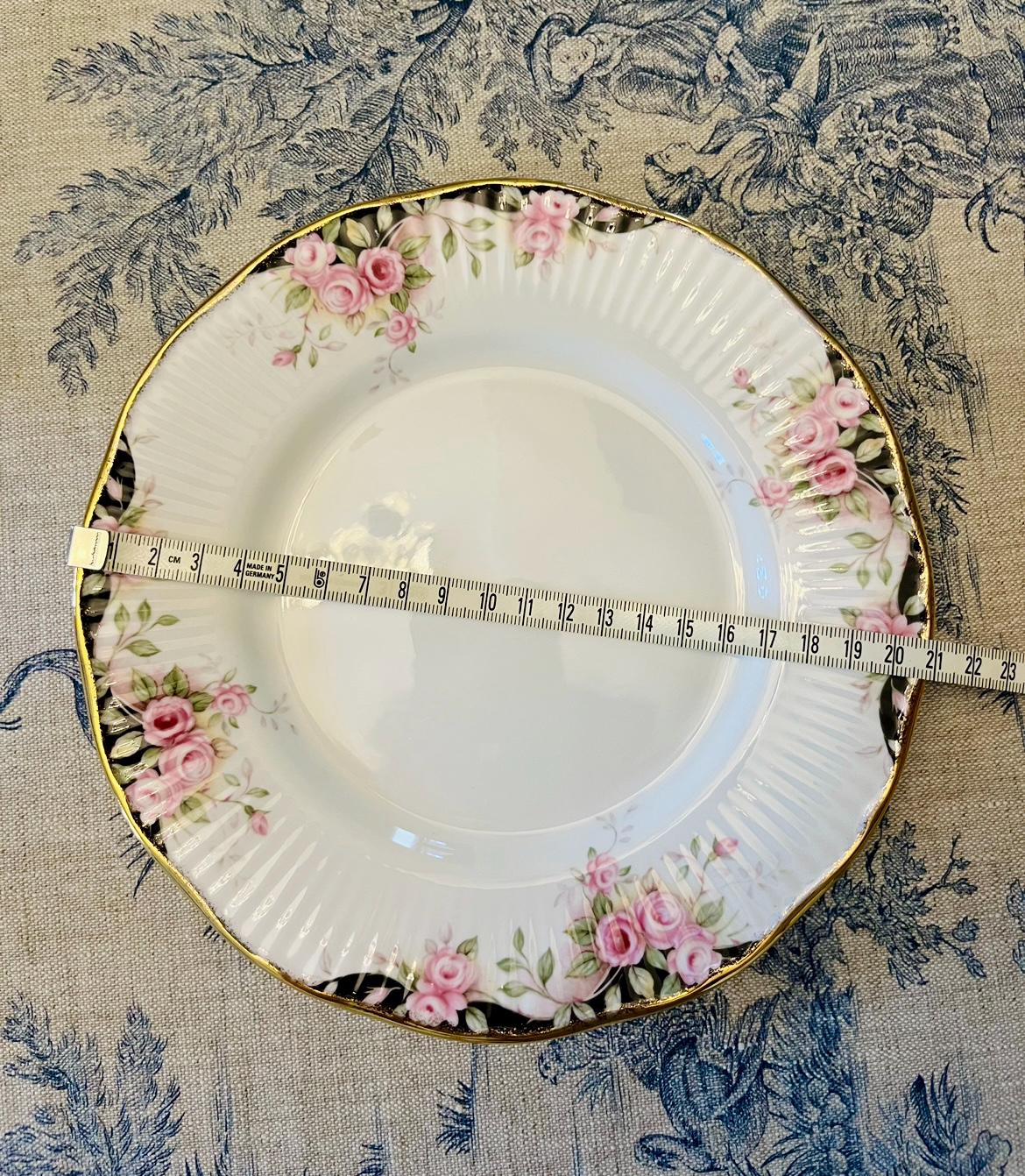 Crownford Staffordshire Queen's Midnight Rose England, Floral Lunch ...