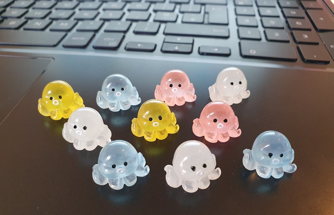 Mini Luminous Baby Octopus – Aquarium Decor, Resin Miniature Figure ...