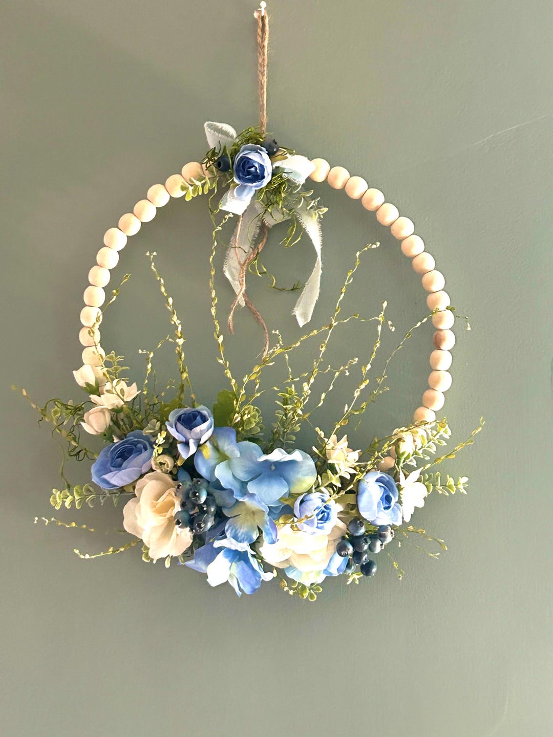 Blueberry Bead Wreath, Blue and Cream Minimal Wreath, Cottage Wreath - Etsy