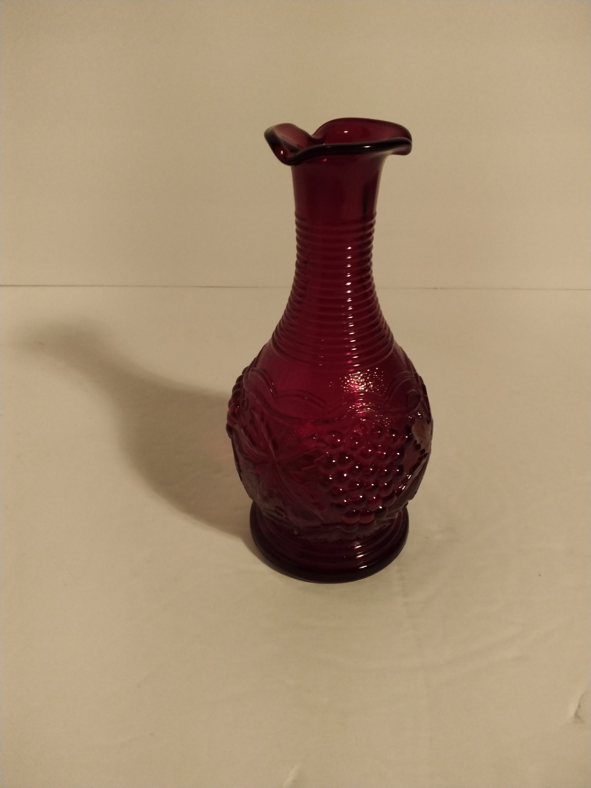 Imperial Glass Mid Century Modern Ruby Red Vase Grapes and Vines ...