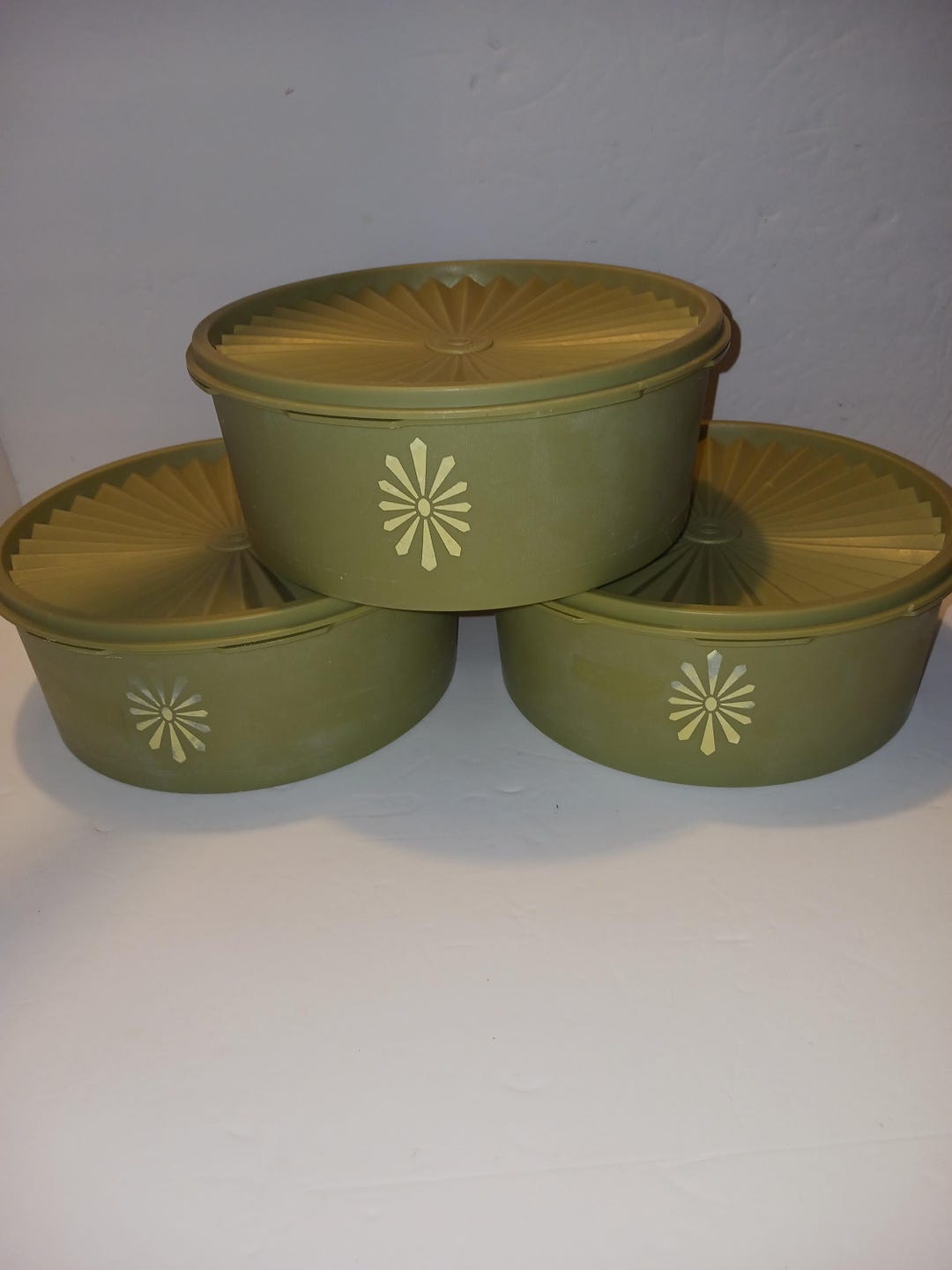 Vintage Tupperware MCM Avocado Green Servalier Canisters 3pc - Etsy