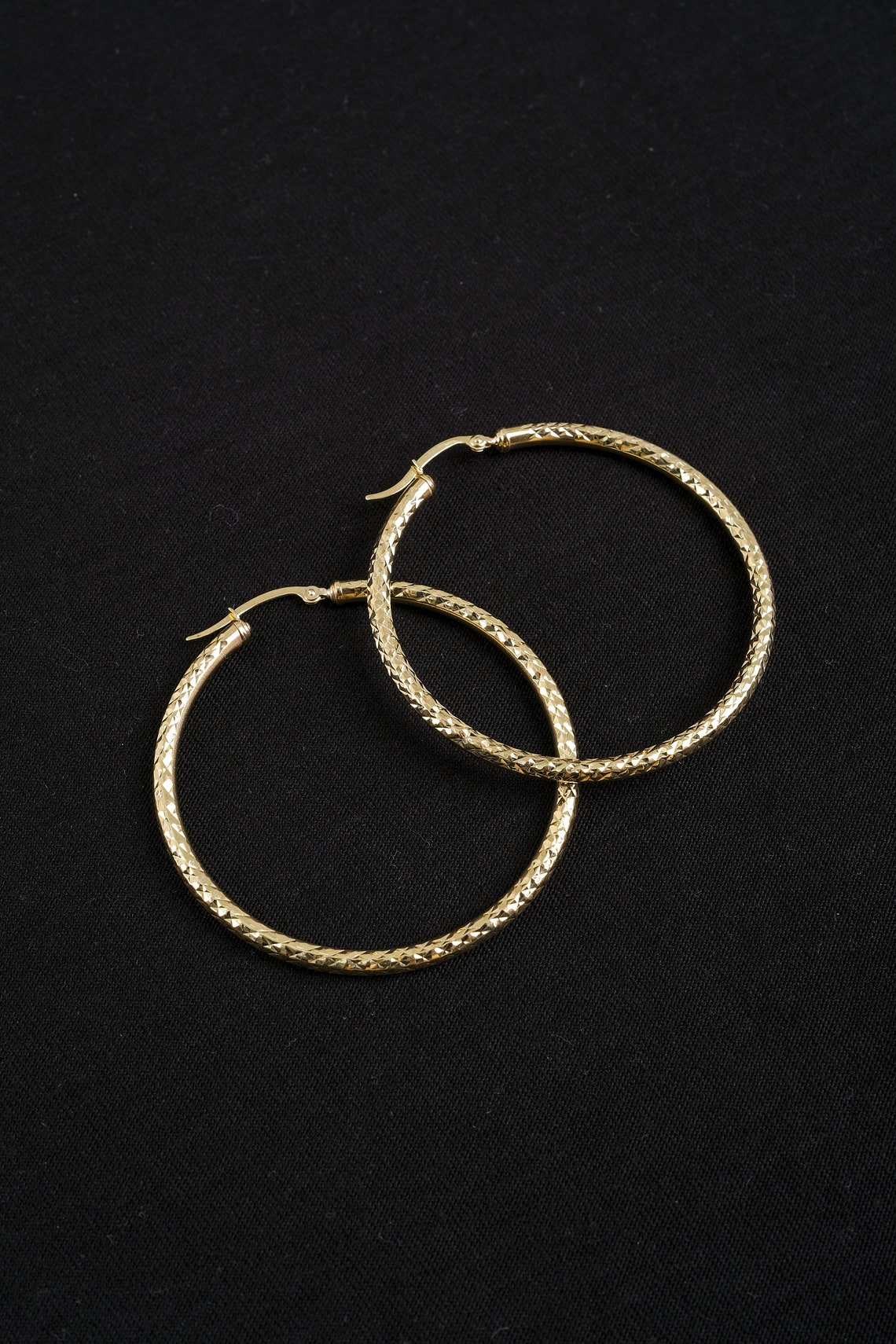 10K Real Gold 2.5 MM X 50 MM Diamond Cut Hoop Earring - Snap Closure - Etsy