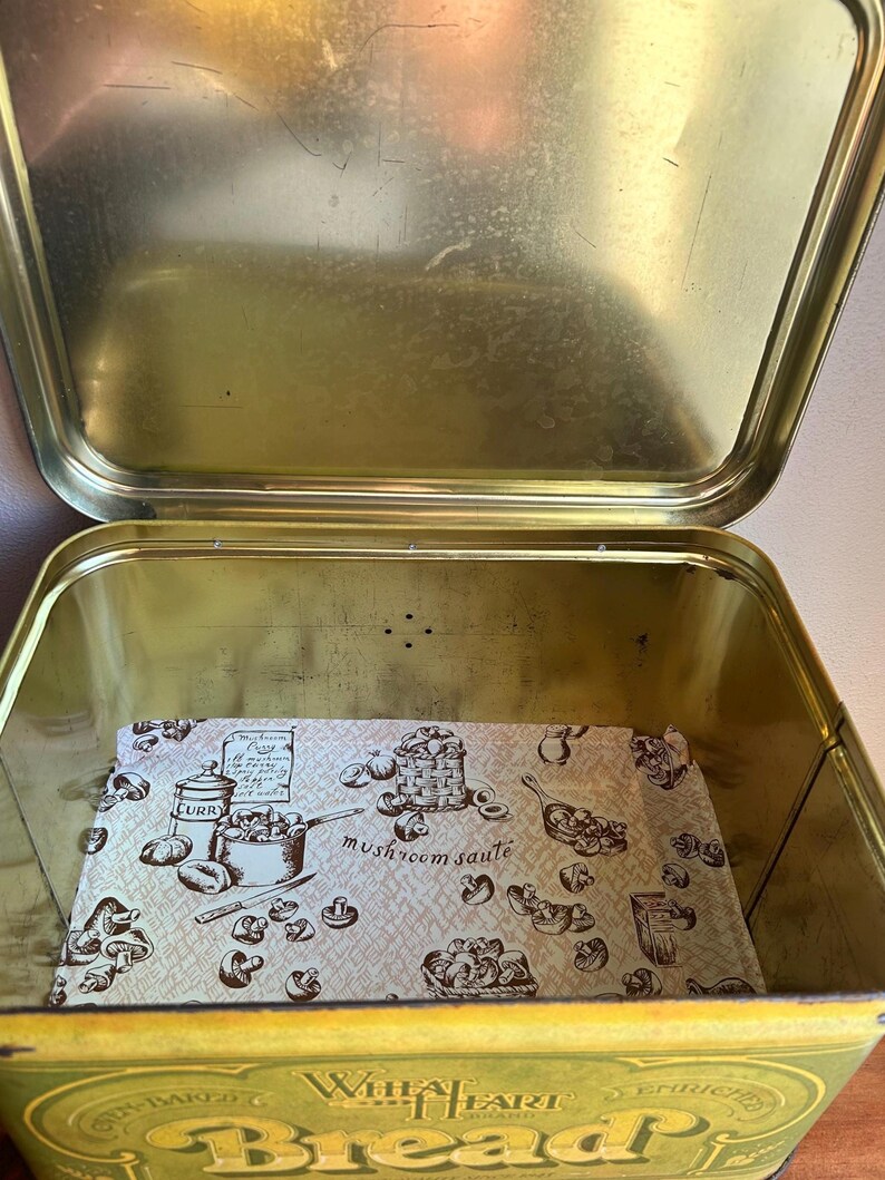 Vintage Tin Wheat Heart Bread Box, Vintage Kitchen, 1977, 70s Decor ...