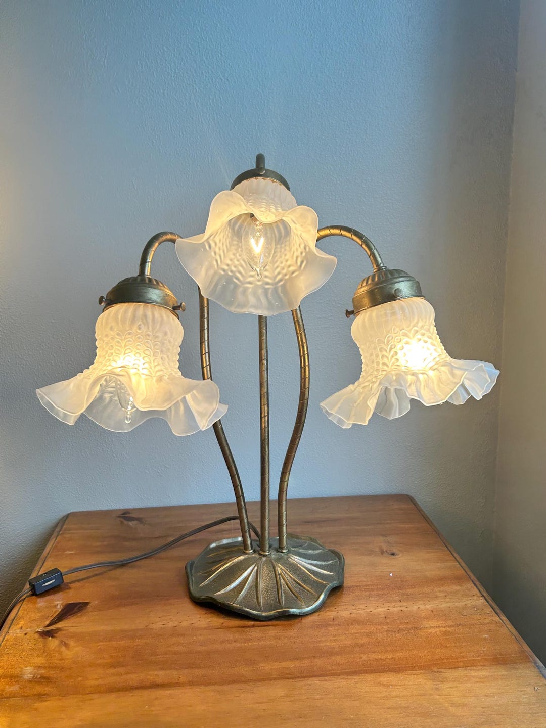 Vintage Lily Pad Lamp Art Nouveau Style Goose Neck Lamp Brass Etsy