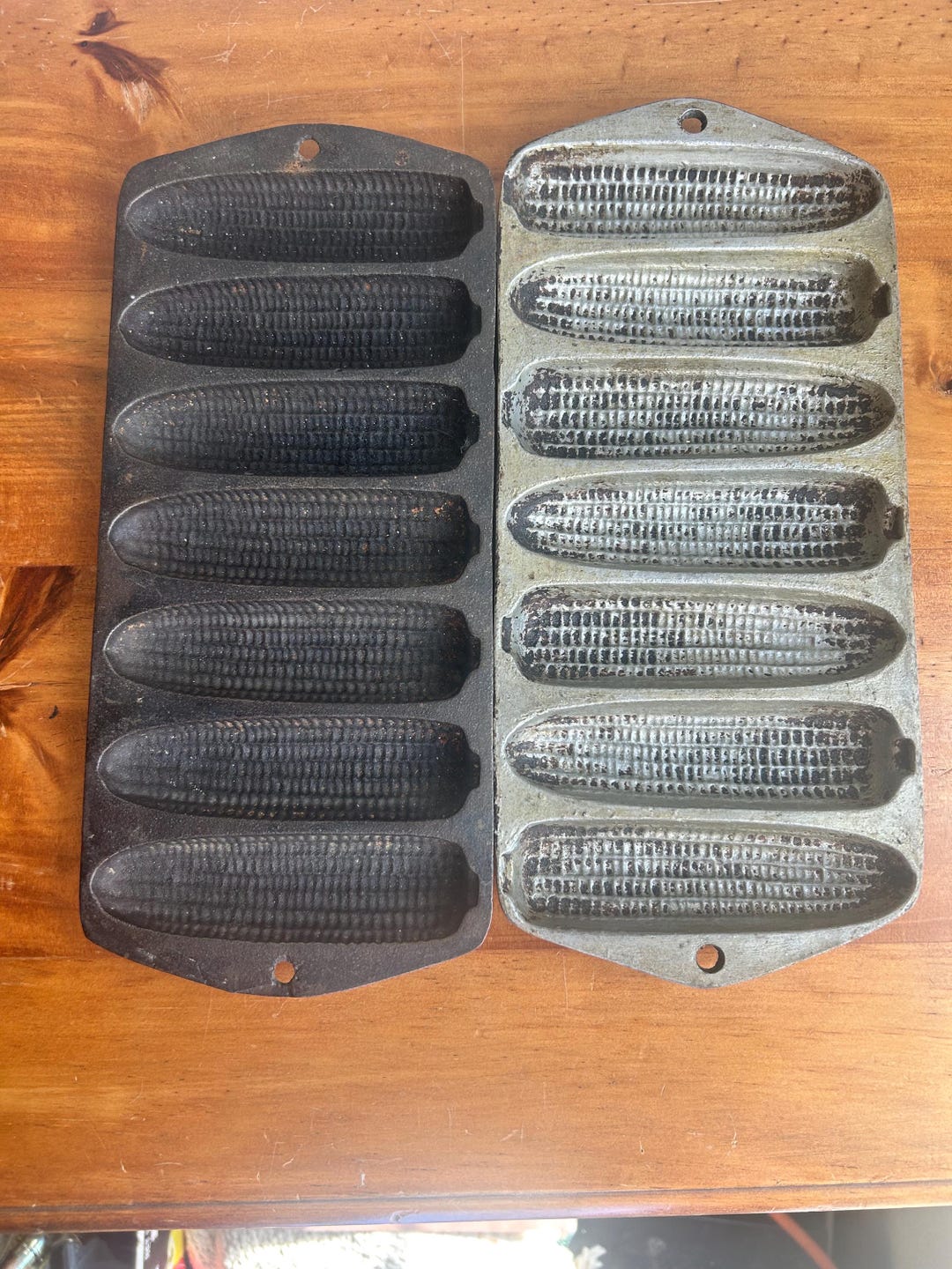 Vintage Cast Iron Corn Bread Skillet, Corn Mold, Cast Aluminum ...