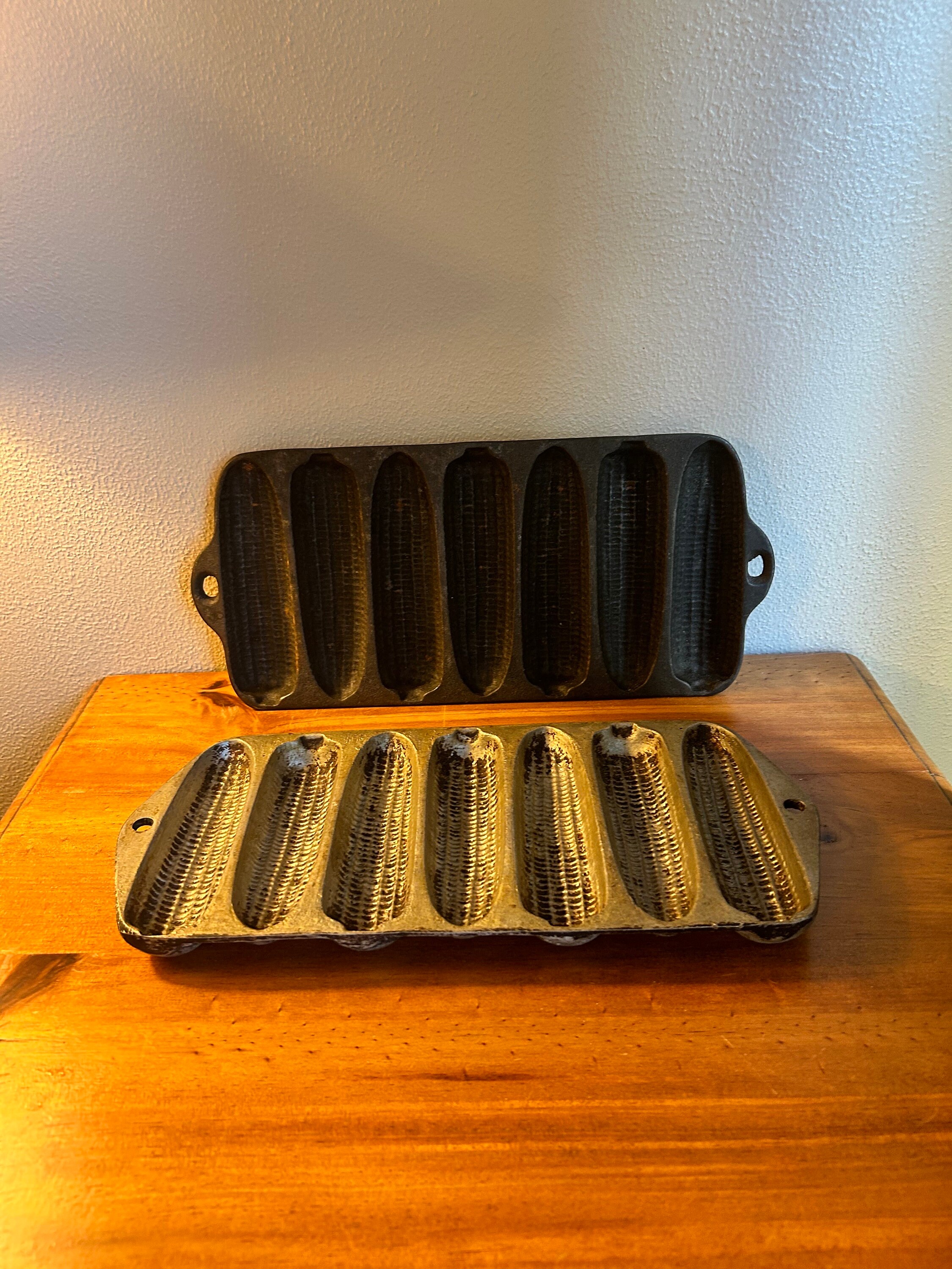 Vintage Cast Iron Corn Bread Skillet, Corn Mold, Cast Aluminum ...