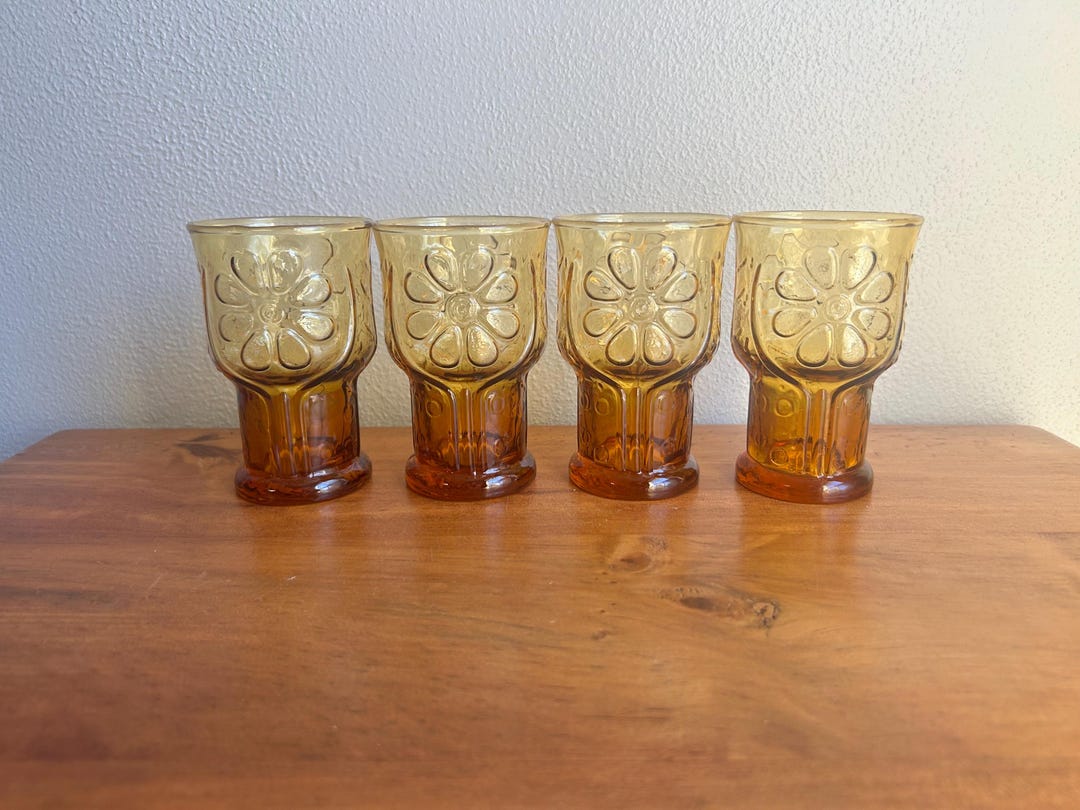 Vintage Libbey Amber Daisy 4 Inch Juice Glasses - Set of 4 - 1970s ...