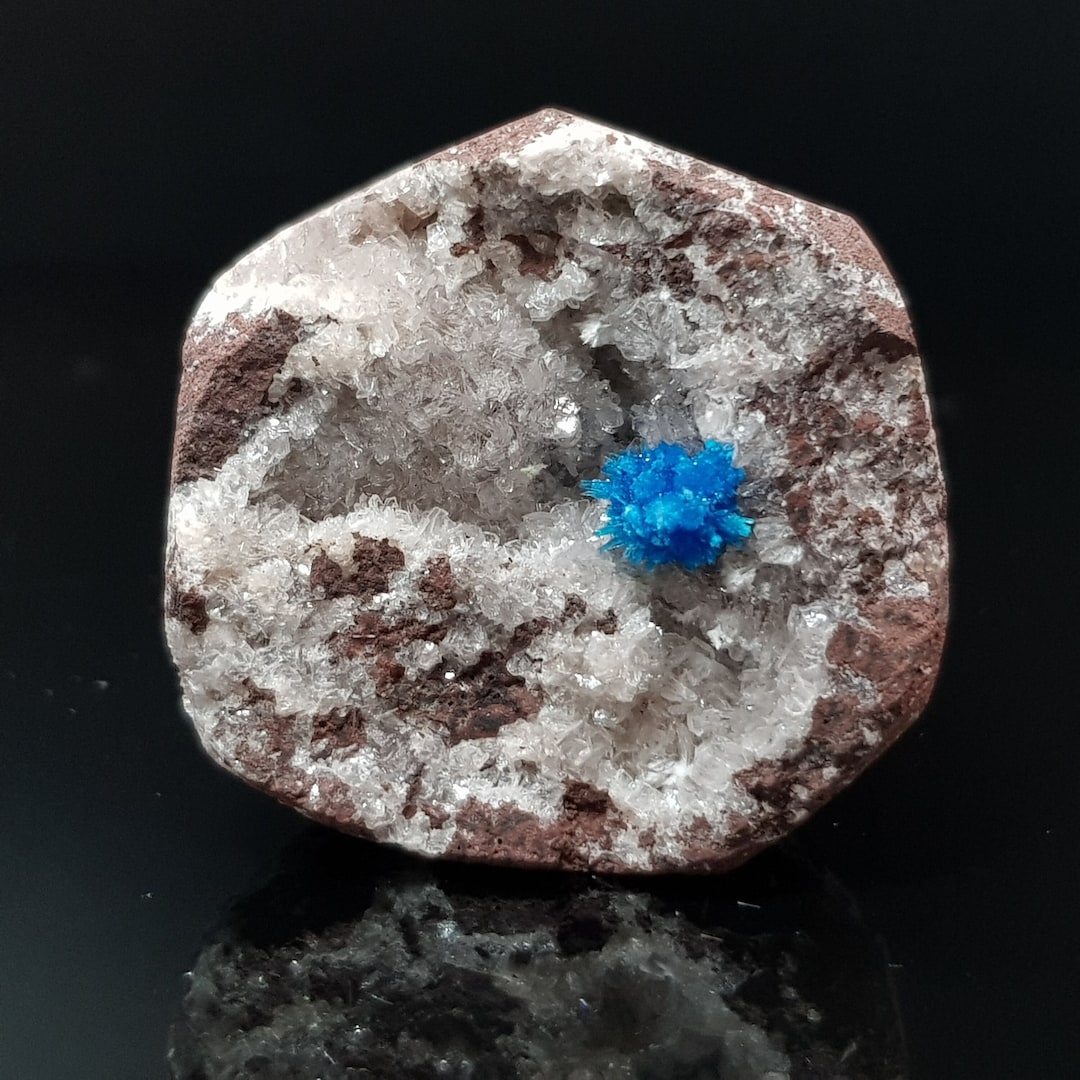 Beautiful Natural Cavansite Flower/rosette on Stilbite and Heulandite ...