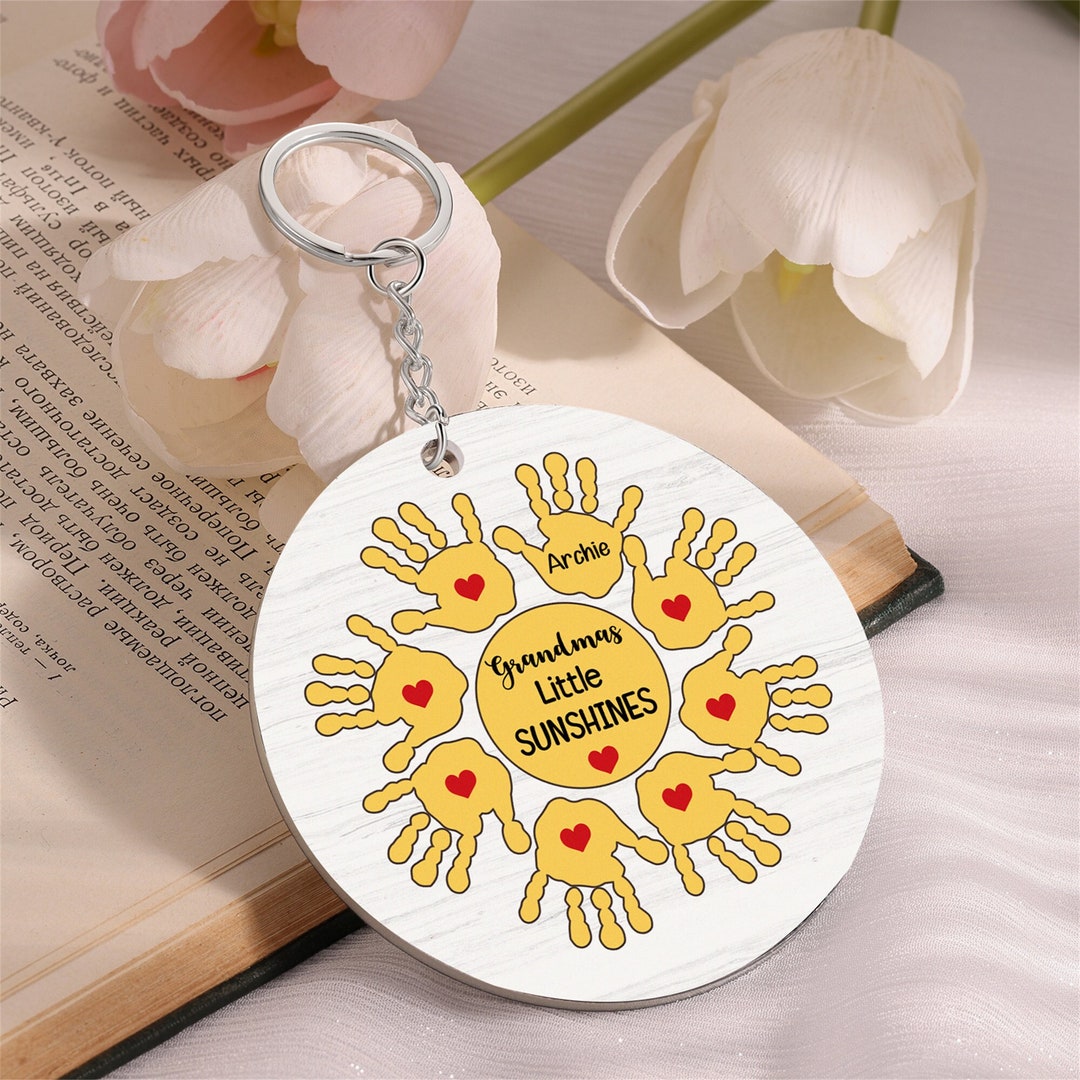 Personalized Family Keychain Grandma Sunshine Keychain With Kids Names ...