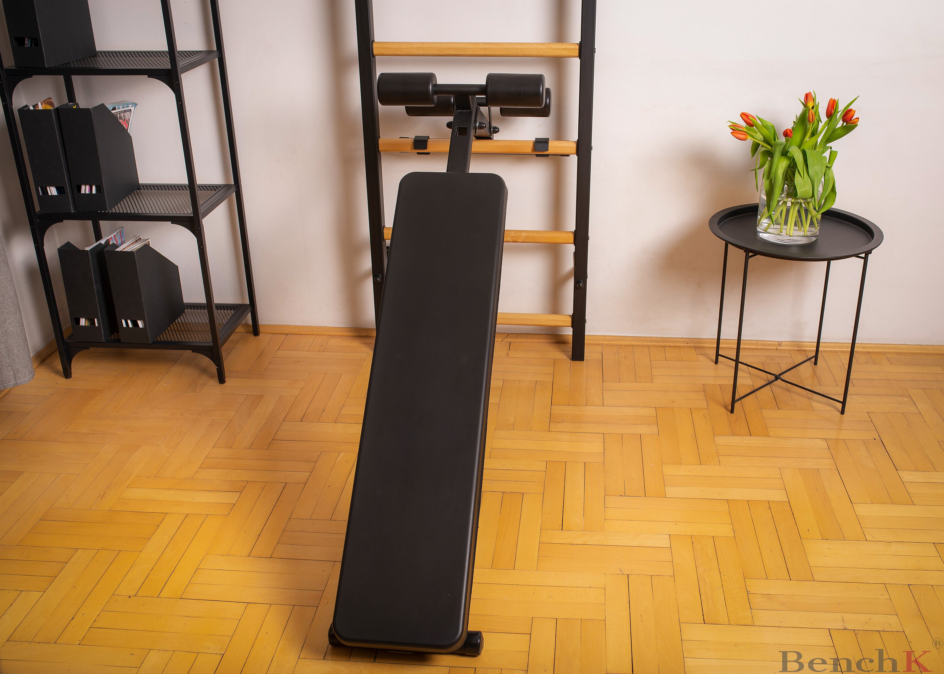 Benchk Wall Bars With a Fixed Steel 6-grip Pull-up Bar, a Dip Bar With ...