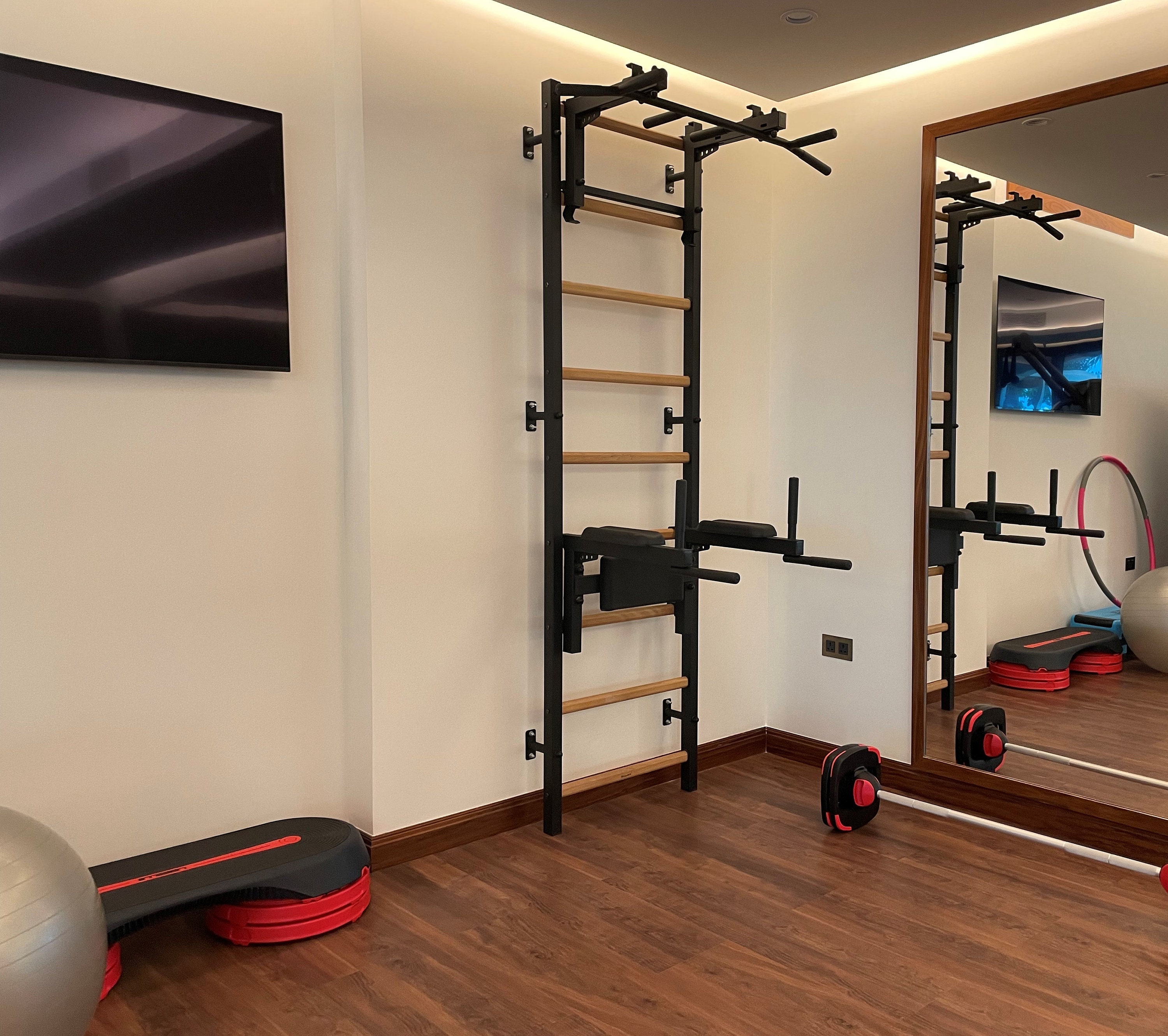 Benchk Wall Bars With a Convertible Steel 6-grip Pull-up Bar Used as a ...