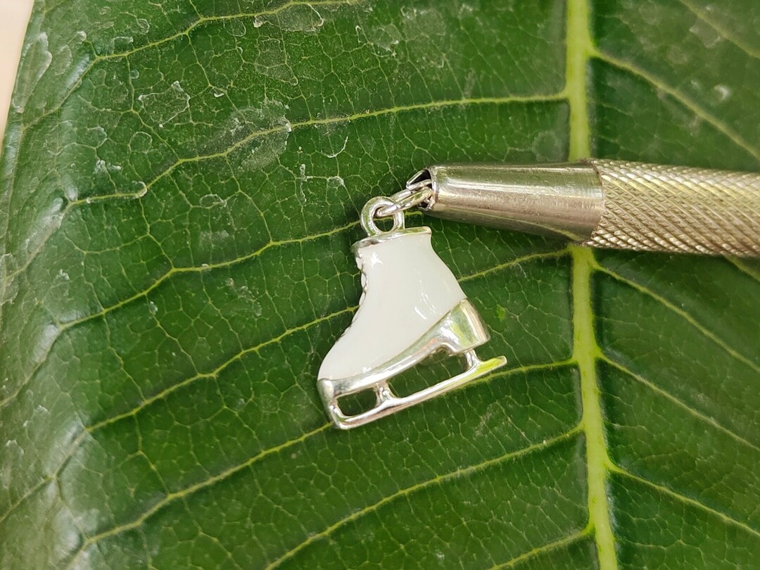 Skater Necklace Ice Skate Necklace White Enameled Figure Skating ...