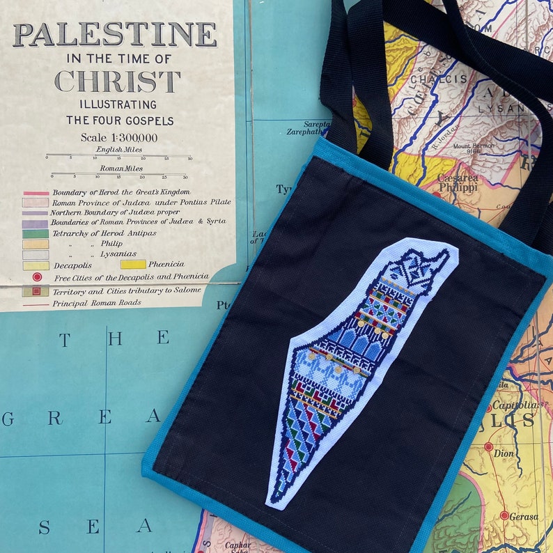 Map of Palestine Tatreez Pattern - Etsy
