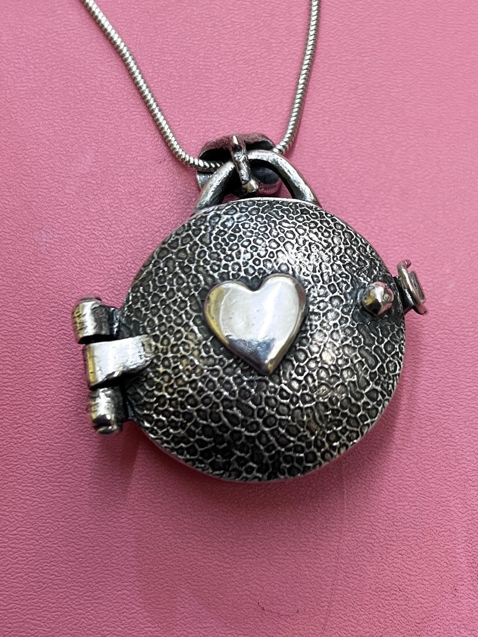 Sleeping Mouse Locket. Pure Silver. Hallmarked 999 Silver. - Etsy