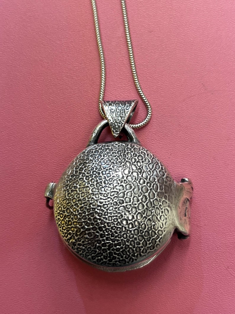 Sleeping Mouse Locket. Pure Silver. Hallmarked 999 Silver. - Etsy