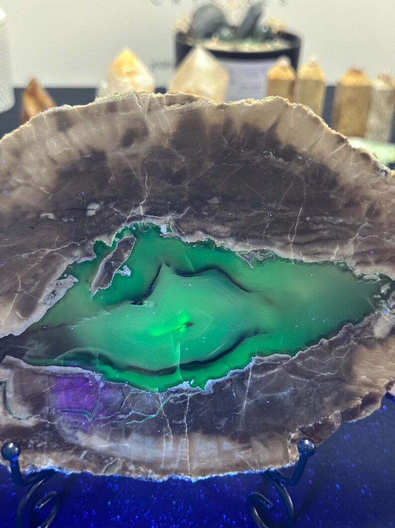 VOLCANO AGATE SLAB - Genuine Quality Crystal - Big Size - Uv Reactive ...