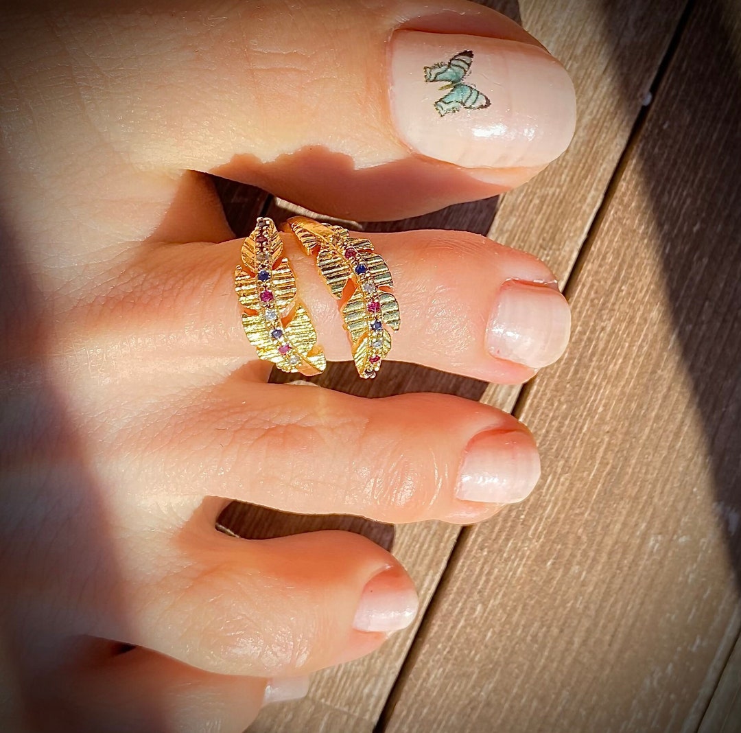 Elegant Gold Leaf Toe Ring, Rainbow Rings for Foot, Beach Foot Open Rings, Diamond Leaf Knuckle ...