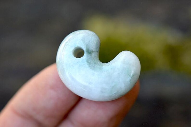 Itoigawa JADEITE Jade MAGATAMA Rare-untreated - Etsy
