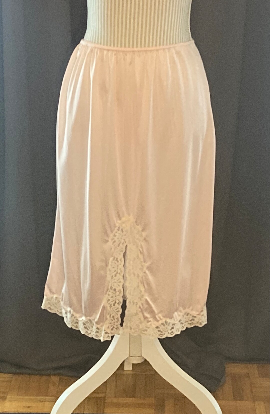 Vintage Slip Half Slip French Maid Pink W/lace Trim - Etsy