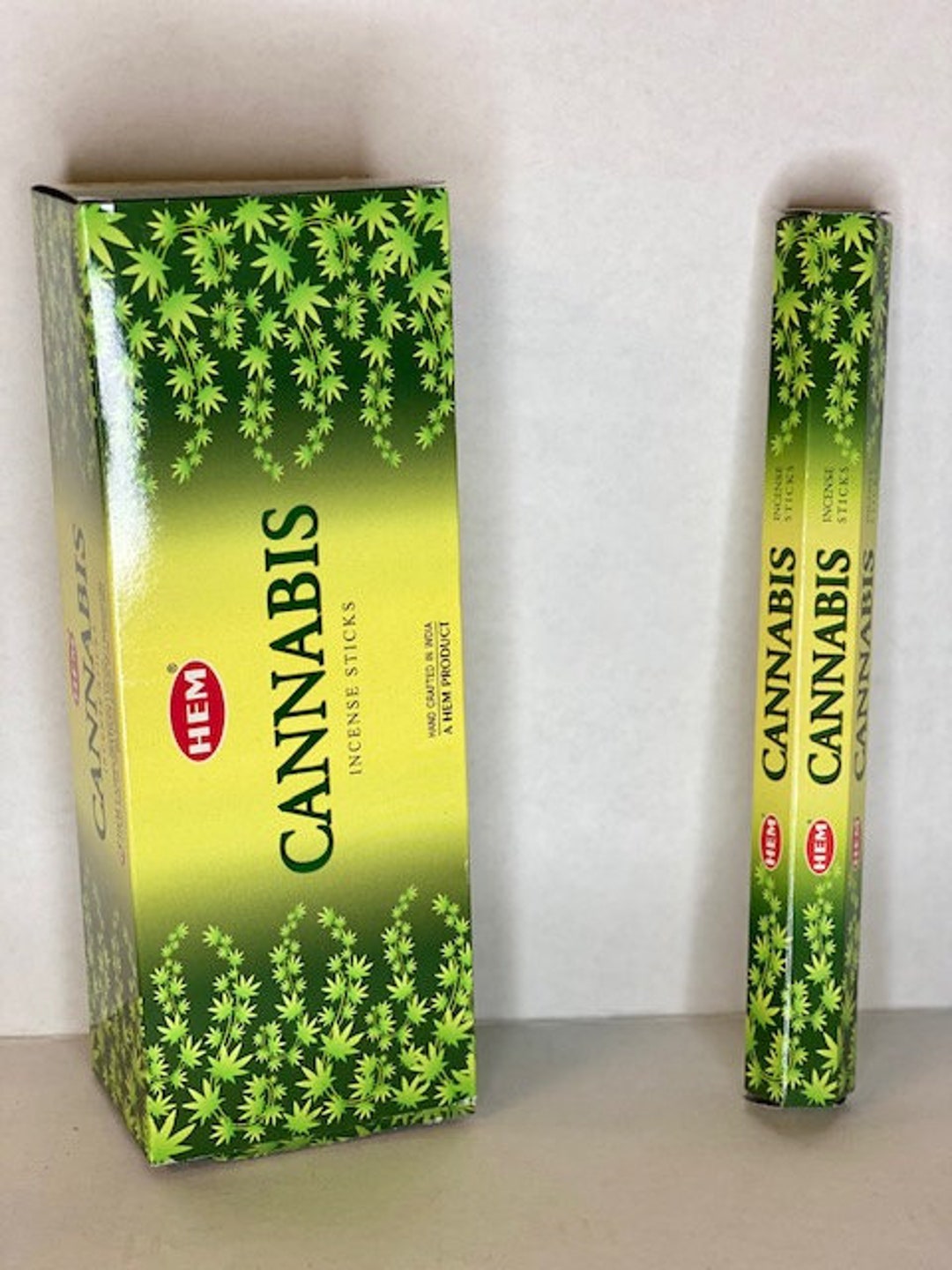 Cannabis Incense Stick/Incienso de Cannabis. - Etsy España