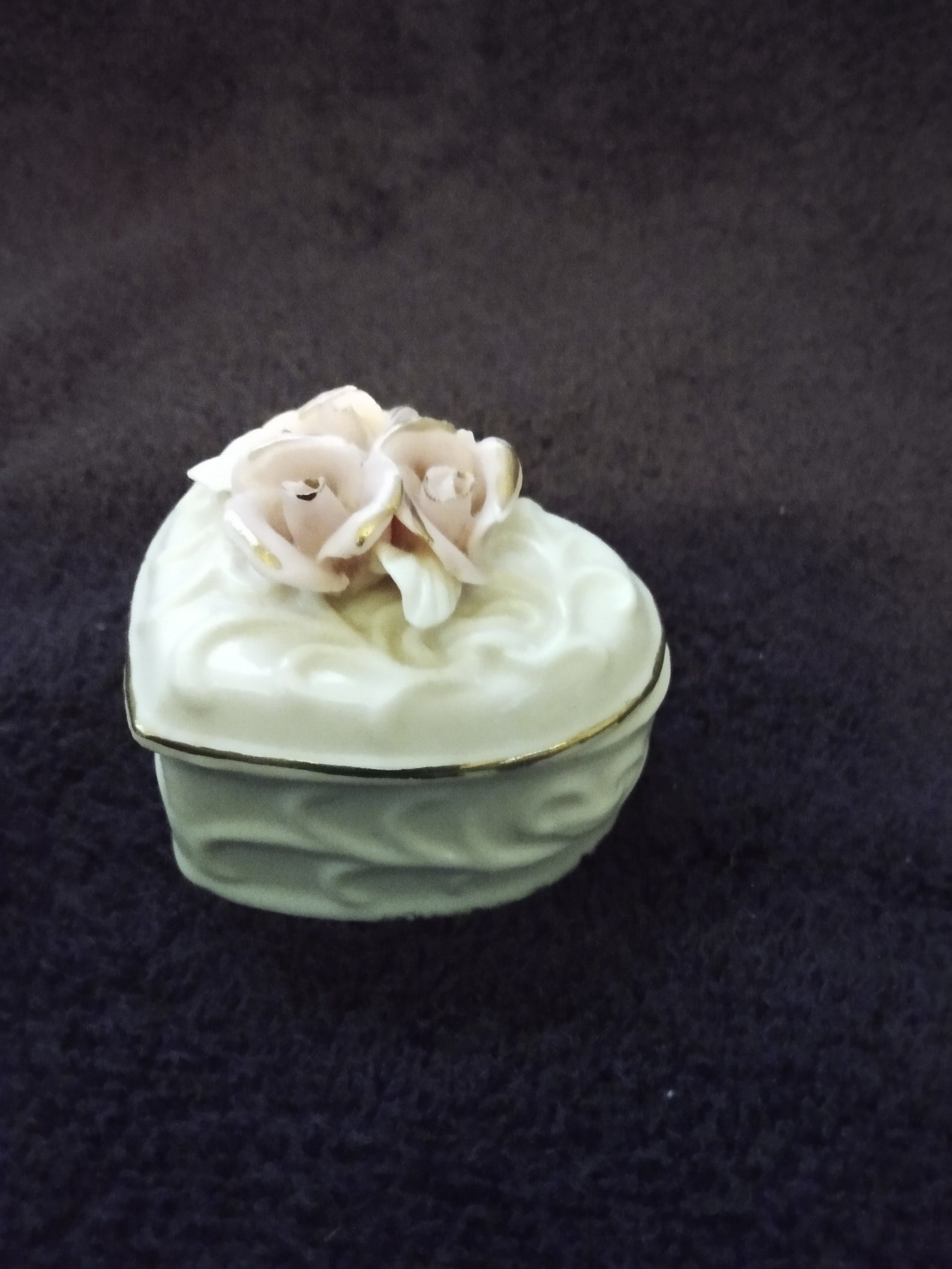 Vintage Porcelain Heart Trinket Box - Etsy