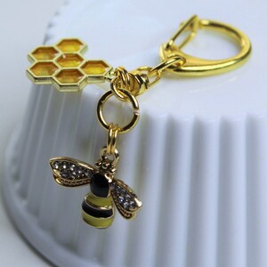 Gold Bee Keychain, Honey Comb Purse Charm , Gold Bee Charm, Bumble Bee ...