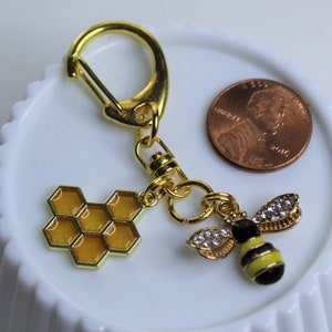 Gold Bee Keychain, Honey Comb Purse Charm , Gold Bee Charm, Bumble Bee ...