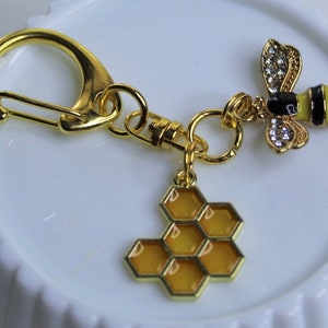 Gold Bee Keychain, Honey Comb Purse Charm , Gold Bee Charm, Bumble Bee ...