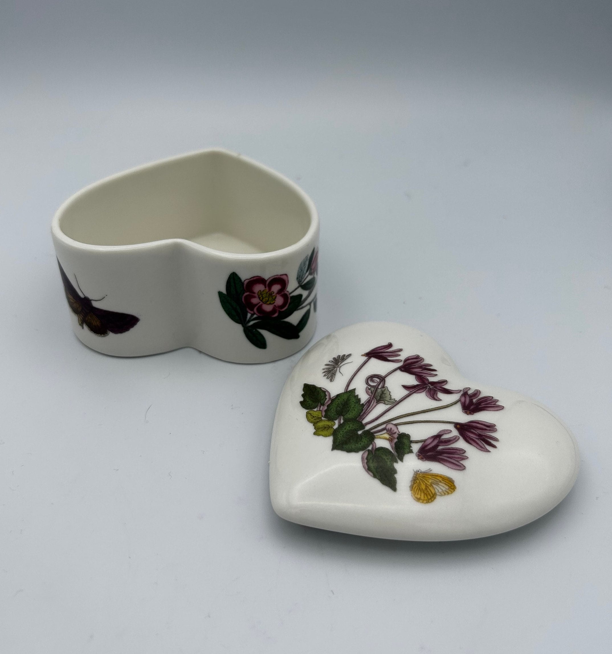 Portmeirion Botanic Garden Collection Cyclamen Mini Heart-shaped ...