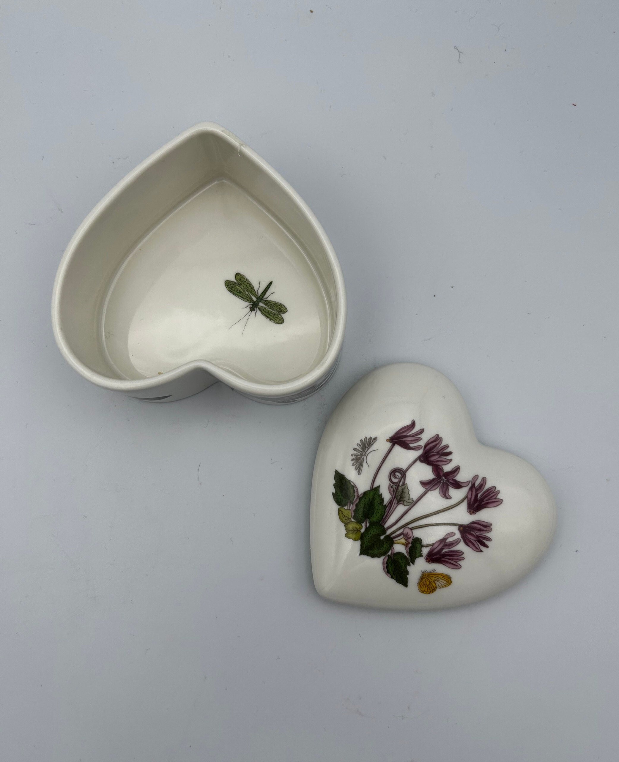 Portmeirion Botanic Garden Collection Cyclamen Mini Heart-shaped ...