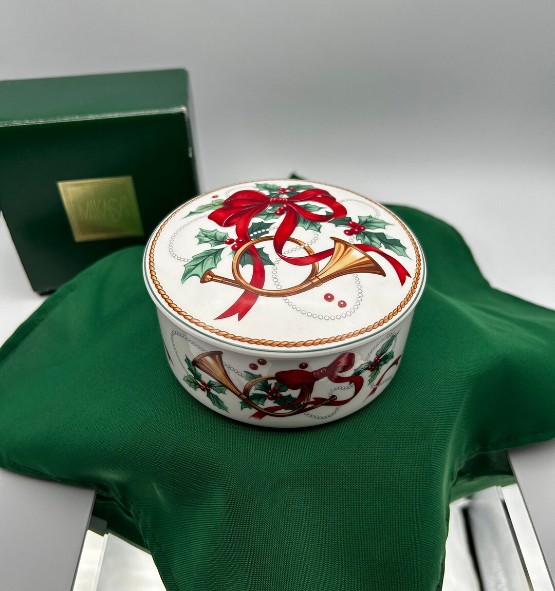 Mikasa Vintage White Porcelain Jubilation Trumpet and Red Ribbons ...