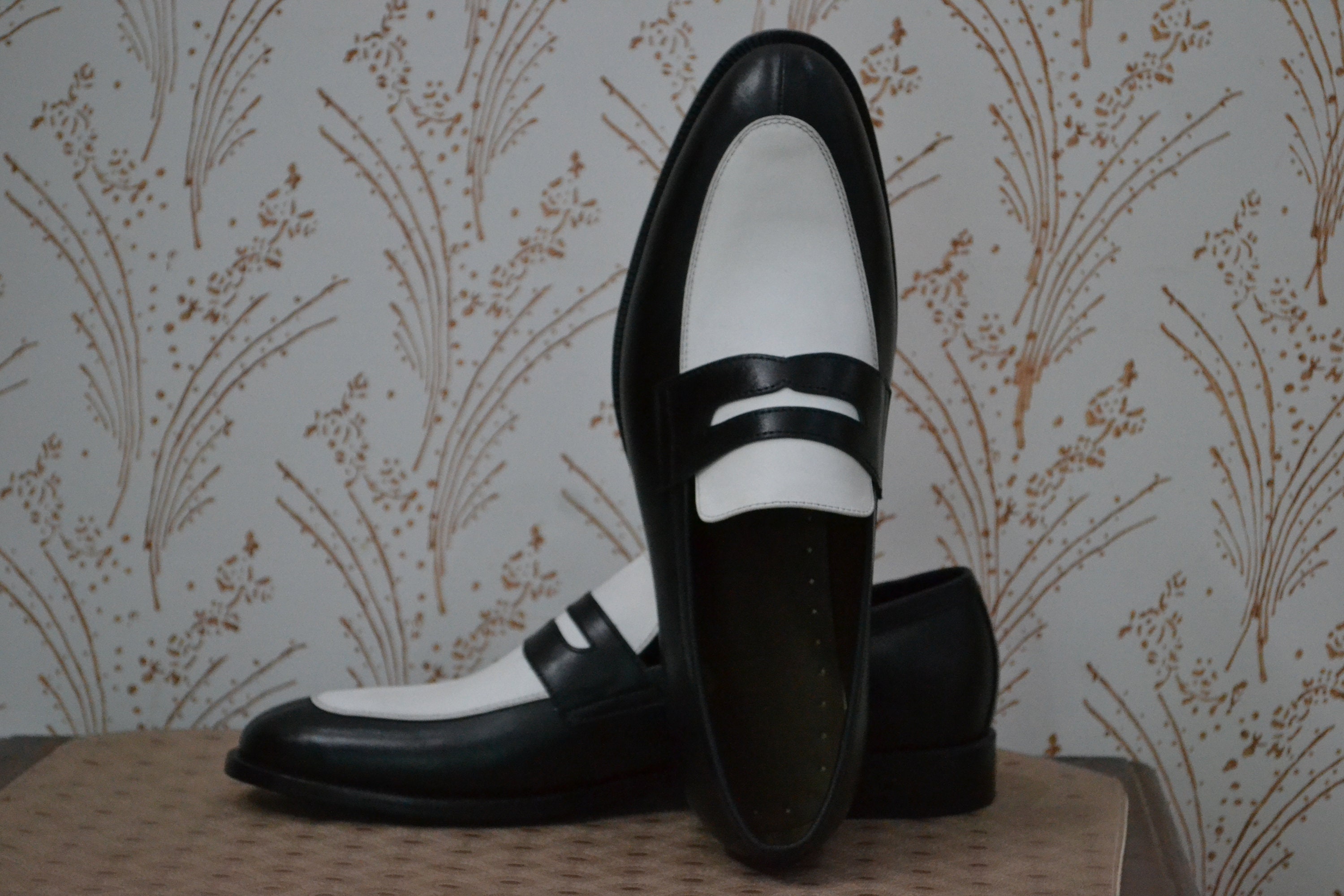 Men's Handmade Black & White Split Toe Casual Genuine Leather Slip on ...
