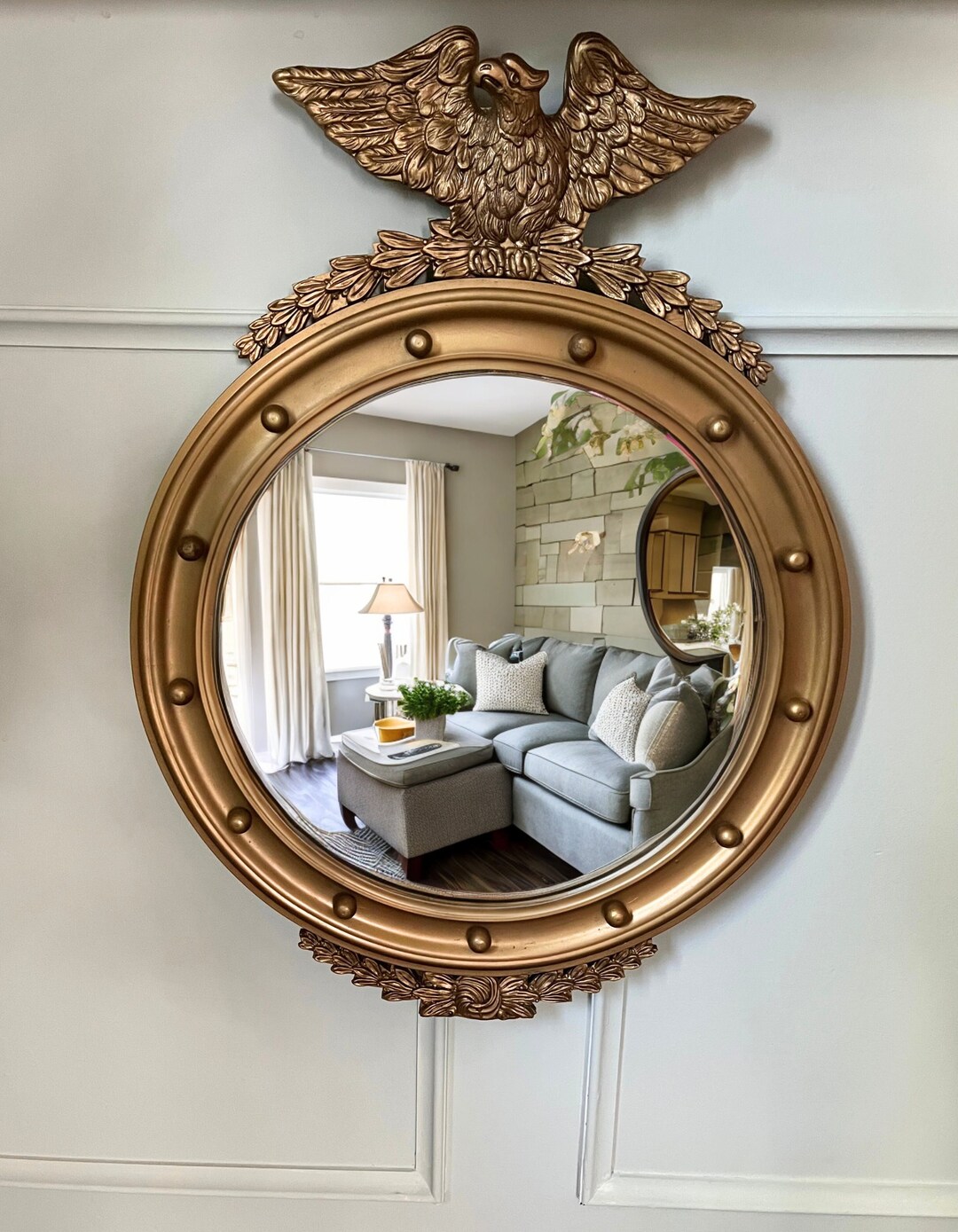 Vintage Federalist Eagle Acanthus Leaves Hand Carved Giltwood Round ...