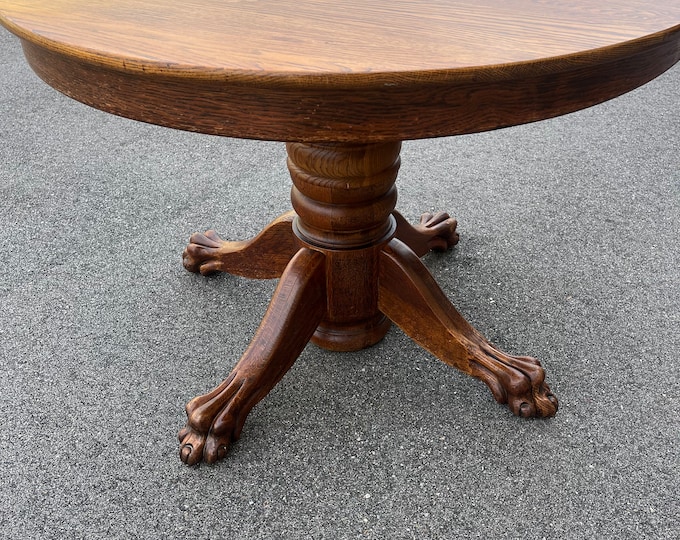 Gorgeous 1900s Antique Oak 43” Claw Foot Round Dining Table - Etsy